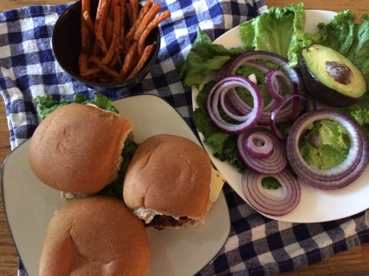 Jalapeno Turkey Burgers and a Give Away from Relay Foods! - The Kitcheneer