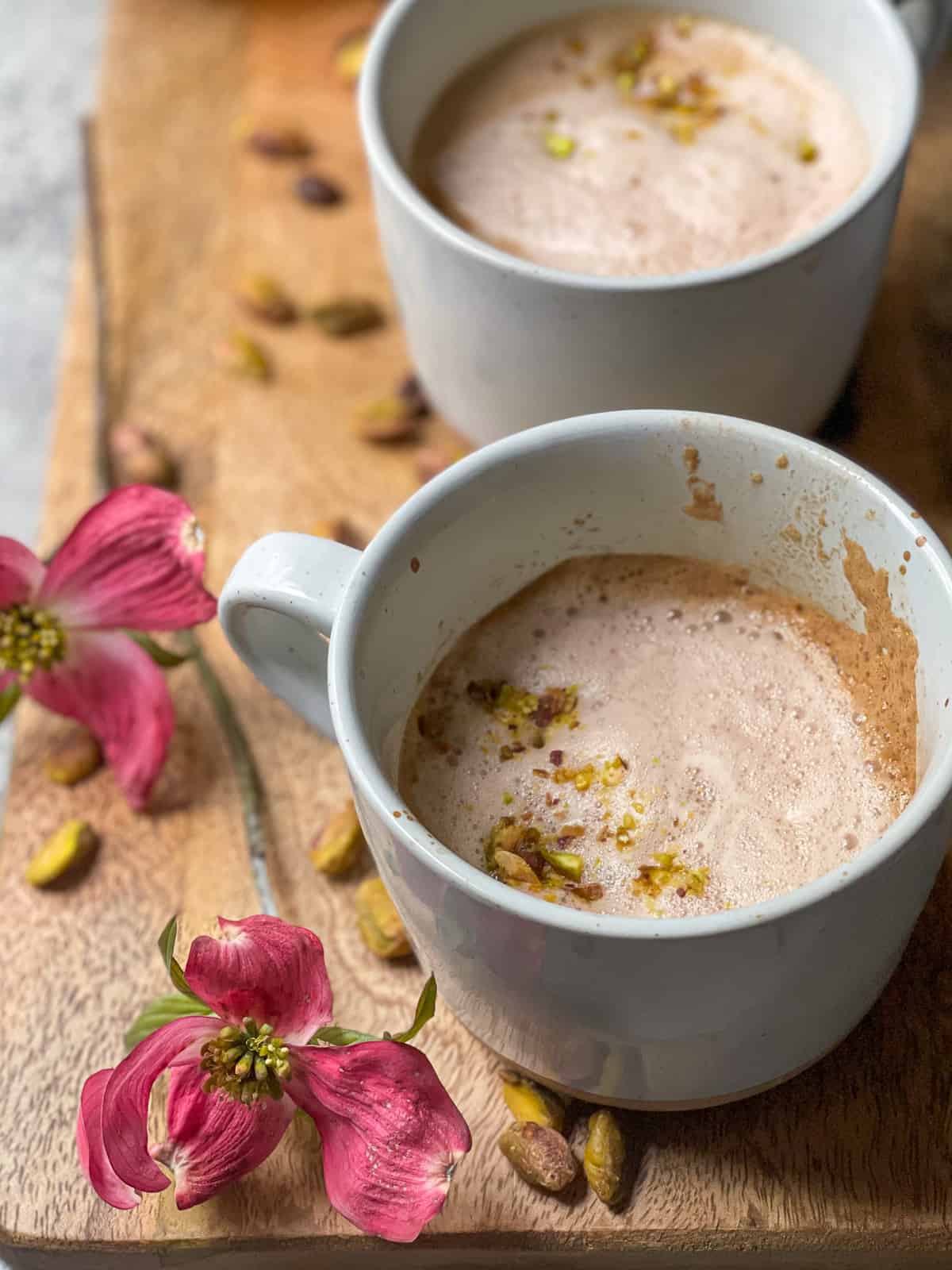 Honey Pistachio Latte - The Kitcheneer